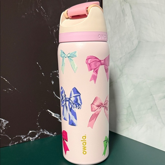 owala | Dining | Owala Bow Design Kids Water Bottle Pink And Blue ...